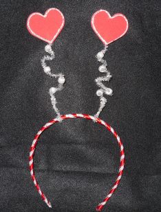 Valentine's Day craft instructions - Heart Headband